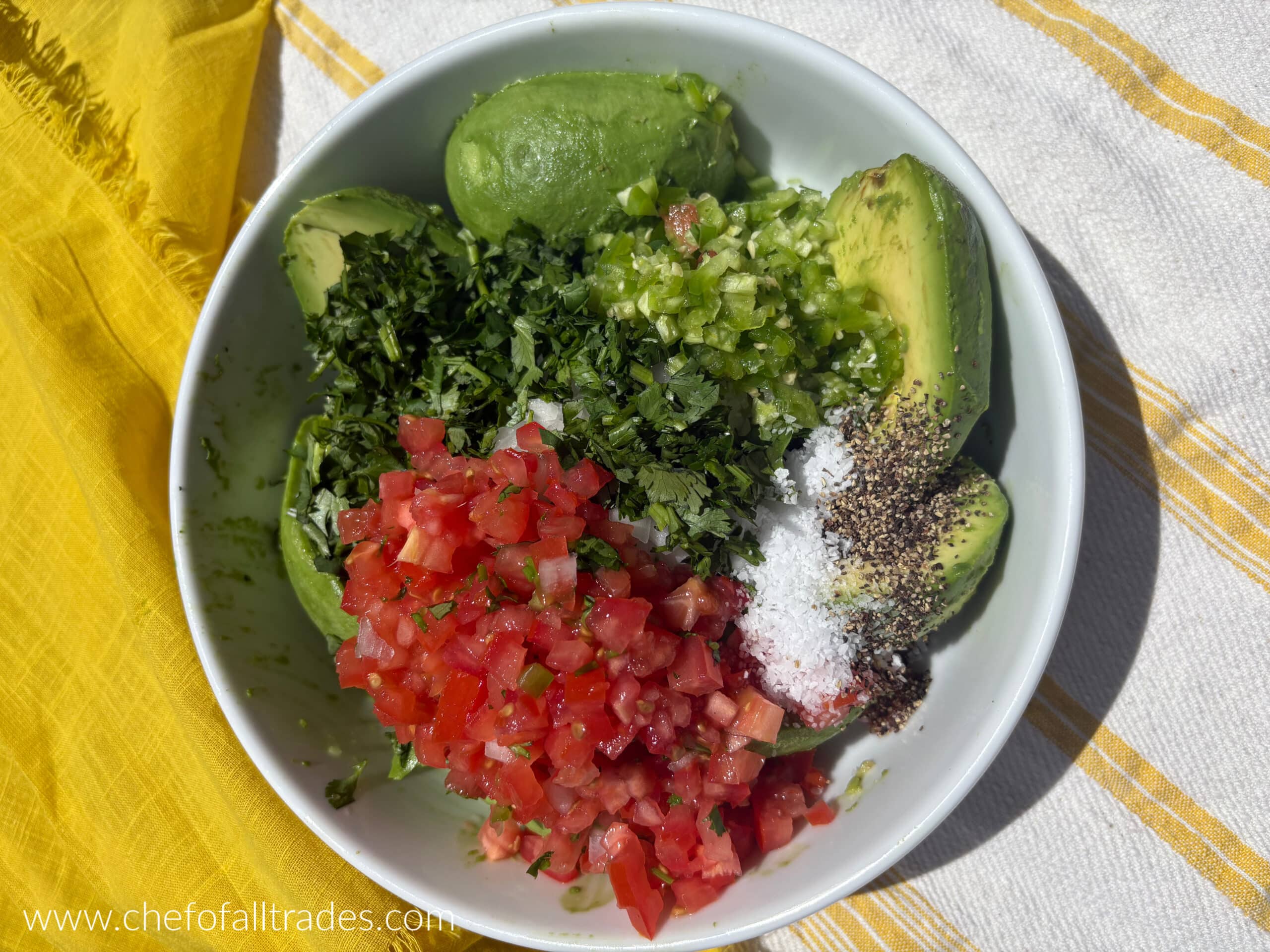 World's Best Guacamole - Quick, Easy, Delicious!
